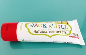 NATURAL TOOTHPASTE FOR TODDLERS