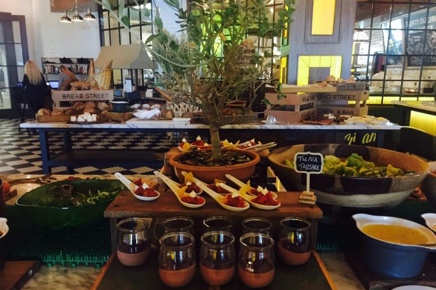 THE ULTIMATE FUN FILLED FAMILY FRIENDLY FRIDAY BRUNCH IN DUBAI - Dubai ...