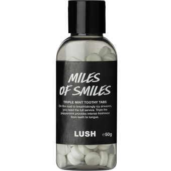 UPGRADE YOUR DENTAL HYGIENE WITH THESE TRENDY TOOTHPASTES